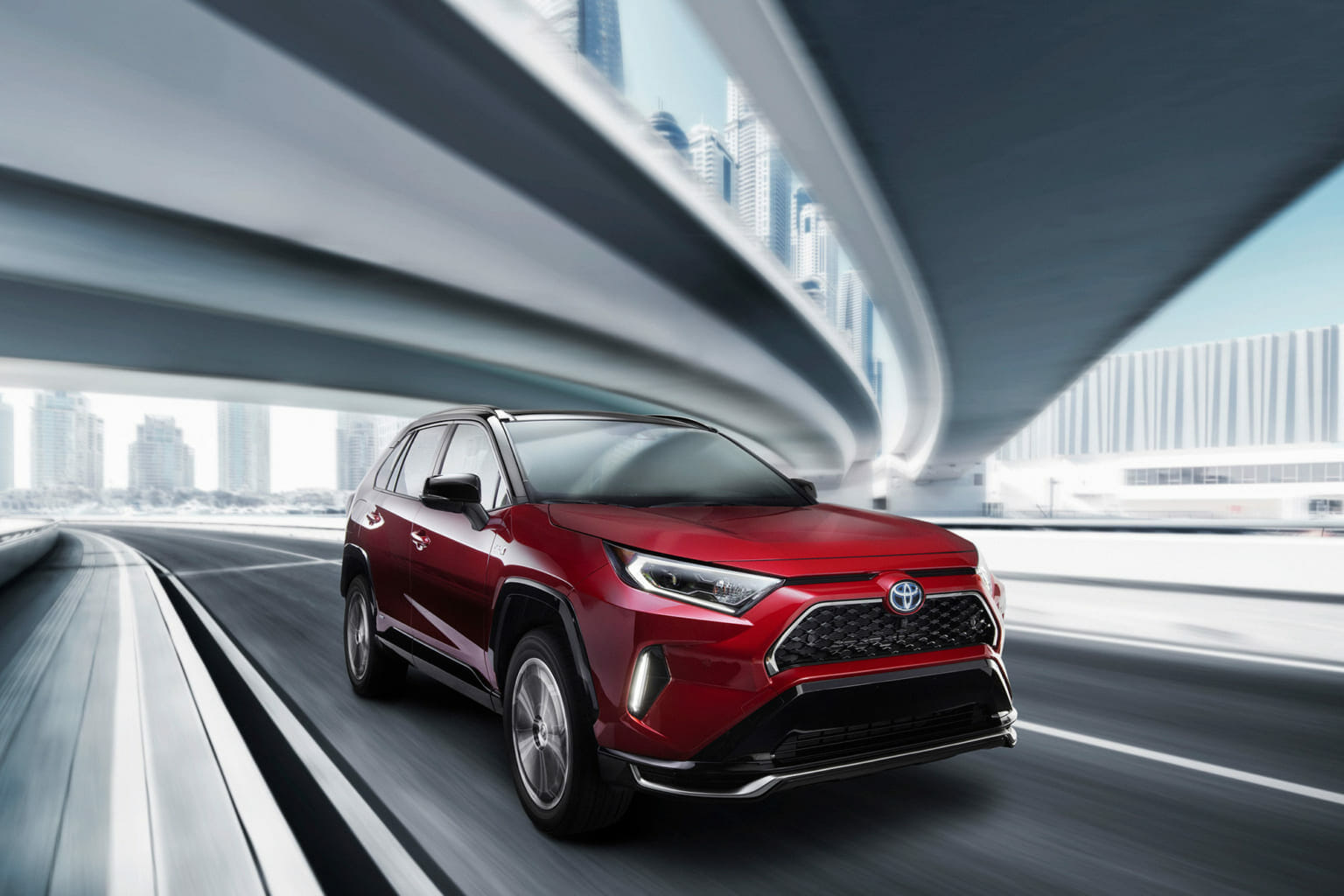 トヨタRAV4 Prime（PHV）は急速充電に対応するのか？ | EVsmartブログ
