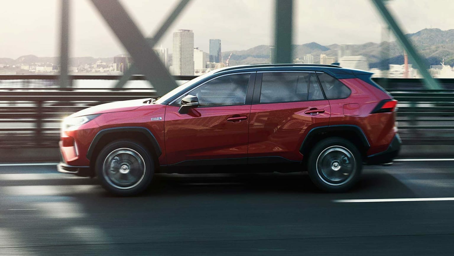 トヨタ『RAV4 PHV』試乗速報〜プラグインの長所を走りで強調【塩見 智】 | EVsmartブログ