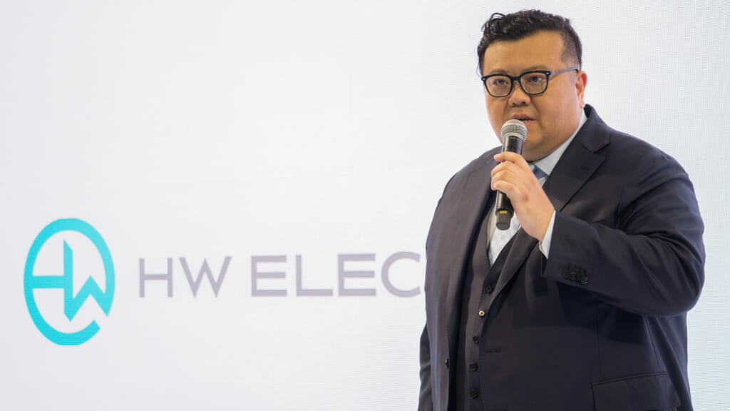 HWELECTROが中型商用EV 『ELEMO-L』を発表〜蕭社長に直撃インタビュー！ | EVsmartブログ