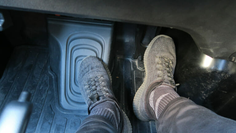 小型EV『FOMM ONE』で首都高を快走！〜乗り捨てOKのカーシェアに感じた可能性とは | EVsmartブログ