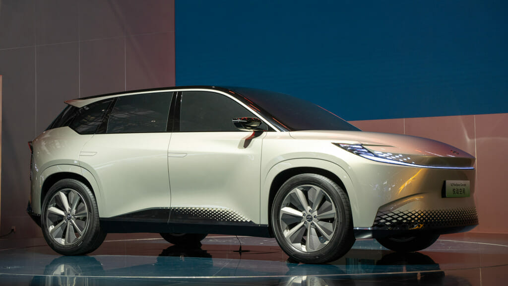 【上海モーターショー】トヨタが bZ シリーズとして2024年に発売予定2台のEVを世界初披露 | EVsmartブログ