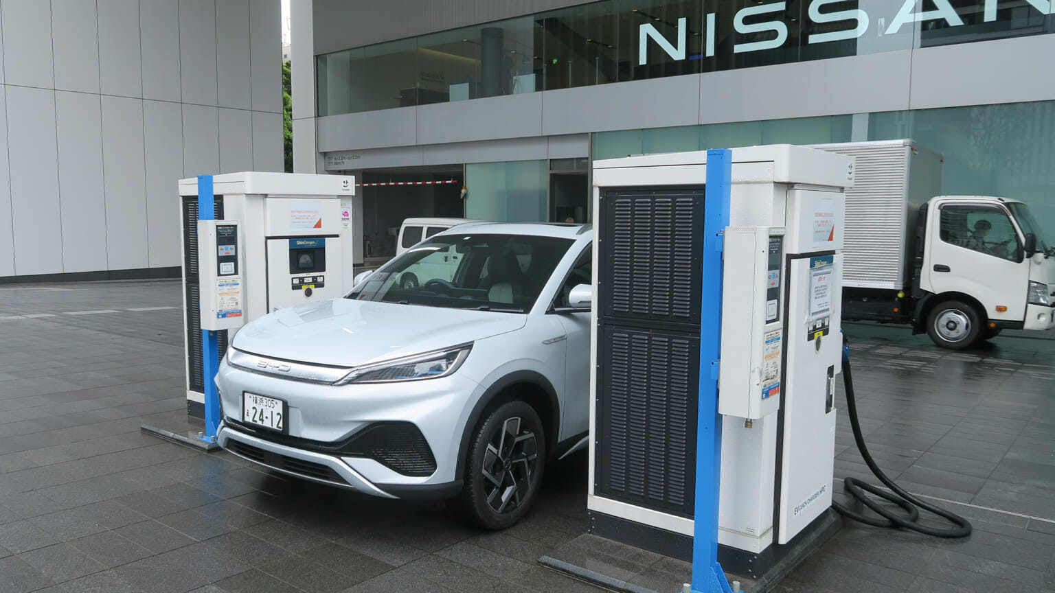 BYDの電気自動車『ATTO3』で休日ドライブ〜440万円で全部盛りの出来映えは？ | EVsmartブログ