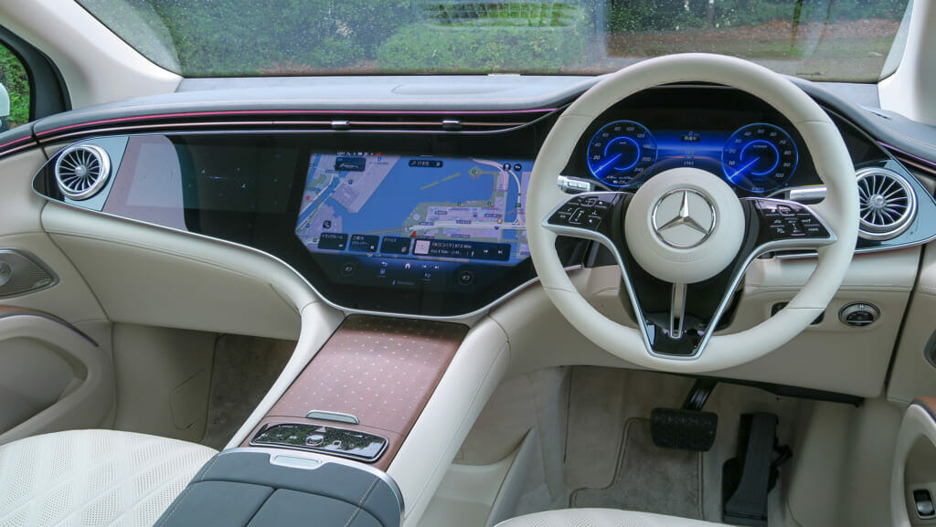 メルセデス・ベンツ『EQS SUV』試乗レポート／重量級ながら小回りや加速に不満なし | EVsmartブログ