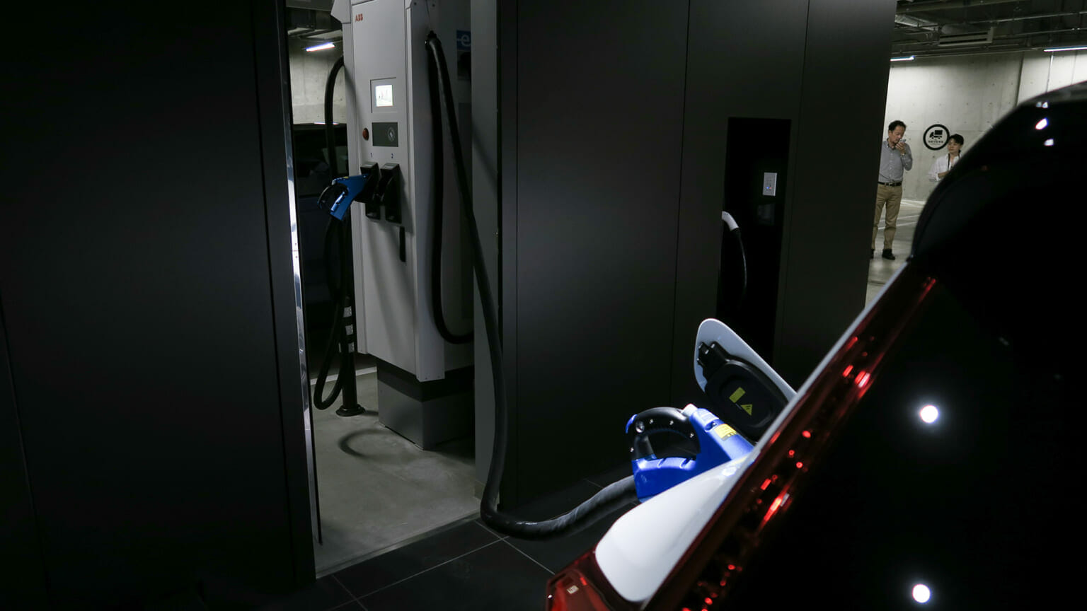 ボルボがEV専用ブランドスペース「Volvo Studio Tokyo」を開設〜試乗や充電もOK | EVsmartブログ