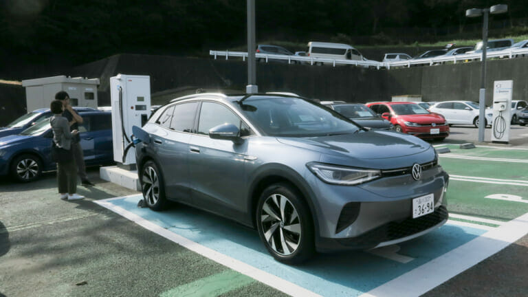 フォルクスワーゲン『ID.4』のPCA特典改定〜ポルシェやアウディ店舗で無料充電可能に | EVsmartブログ