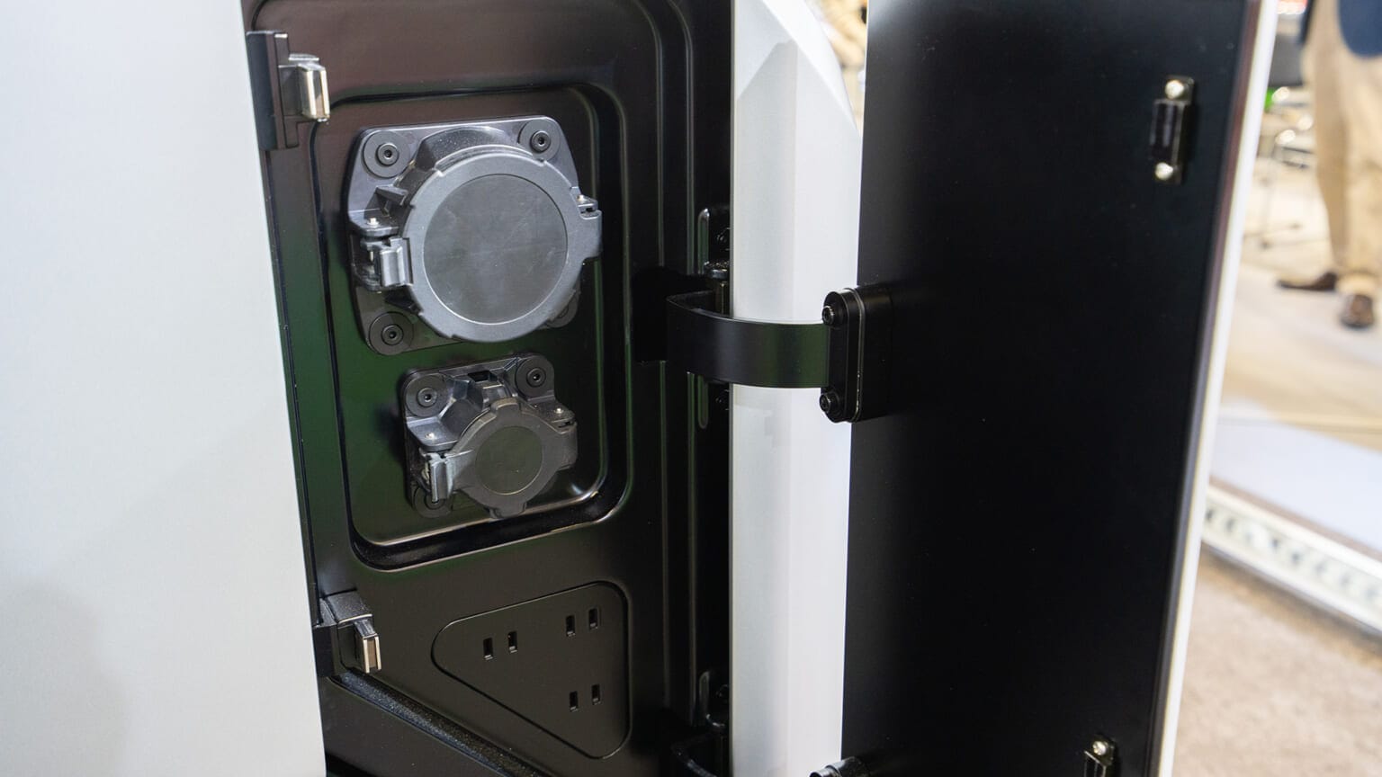 HW ELECTRO がお披露目〜初のオリジナル開発となる軽商用EV「PUZZLE」の実力やいかに | EVsmartブログ