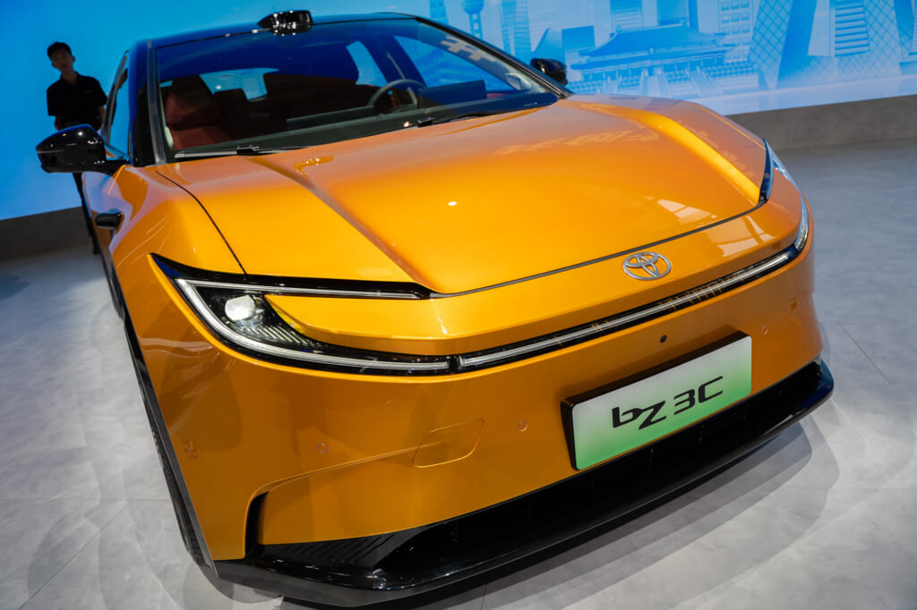 トヨタが中国向けEV 2車種『bZ3X』『bZ3C』をお披露目〜北京モーターショー2024 | EVsmartブログ
