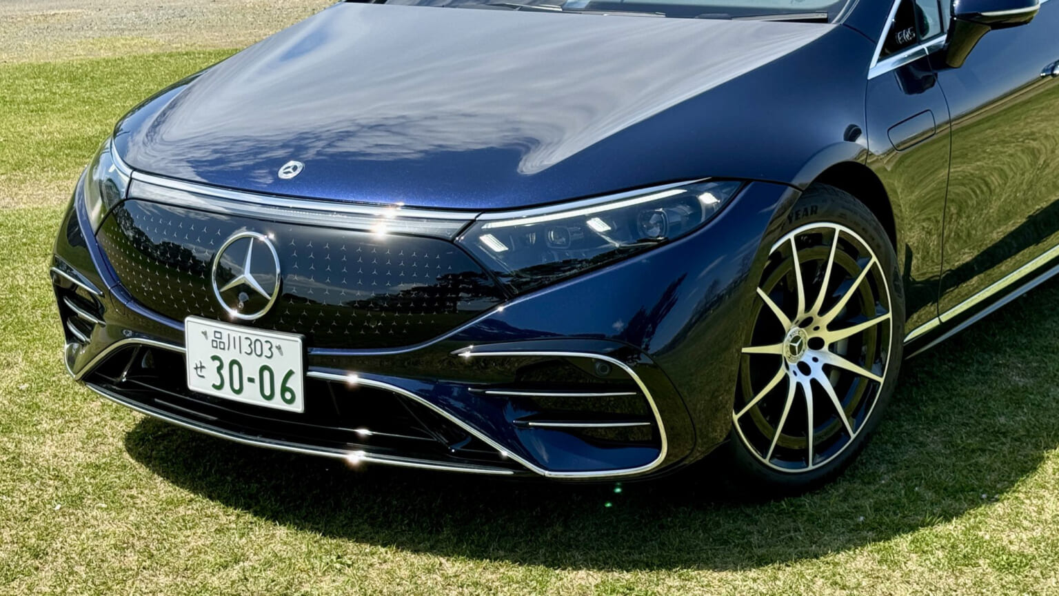 EQS 450＋試乗レポート／EV専用プラットフォームで実現した最上位モデルの実力 | EVsmartブログ