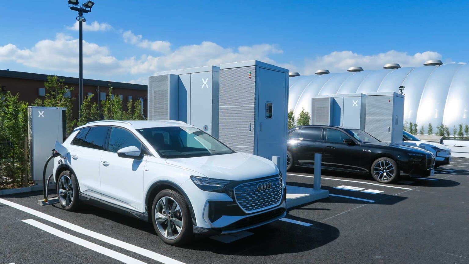 高出力EV急速充電に月額900円で45円/kWh〜の新サービス「PowerX First」発表 | EVsmartブログ