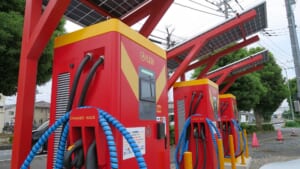 新型『モデル3』でフラッシュのNACS充電／超急速充電インフラとしての「 と？」 | EVsmartブログ