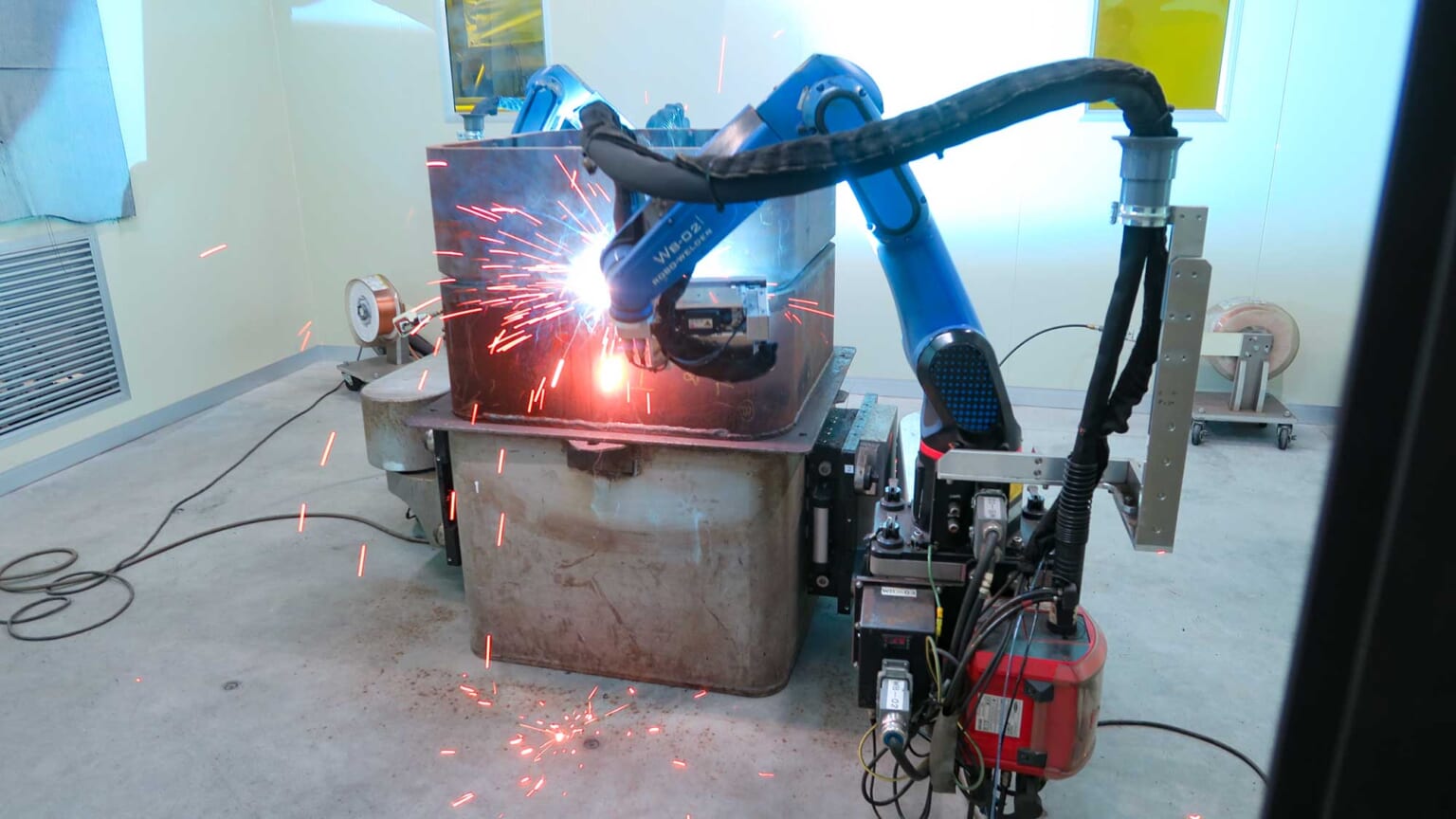 ベルエナジーと清水建設が最大50kWのV2L活用を実演／建築現場でEVが活躍する時代へ | EVsmartブログ