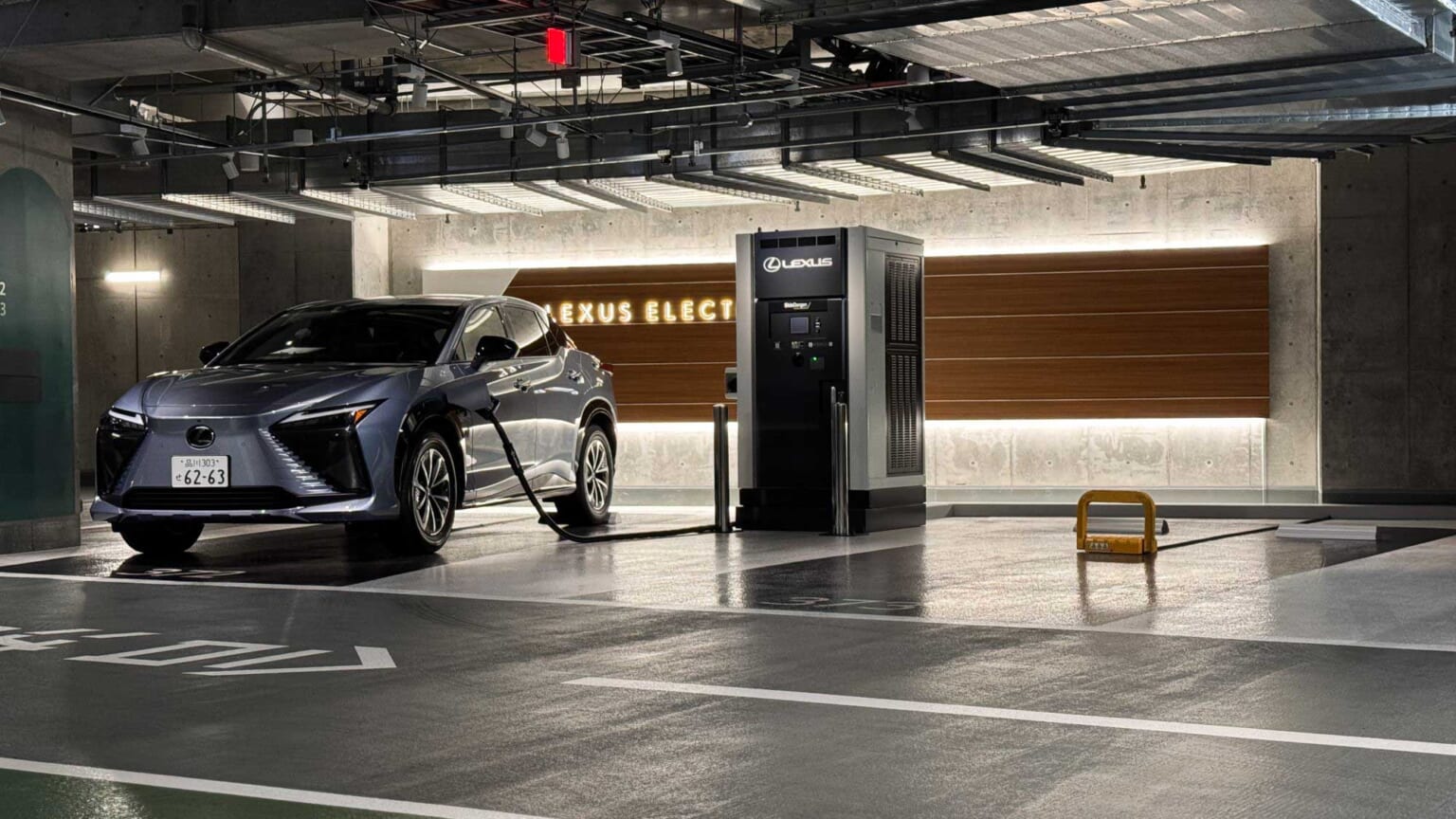 レクサスのEV専用モデル『RZ300e』試乗記／2035年BEV100％に向けたスマートな一歩 | EVsmartブログ