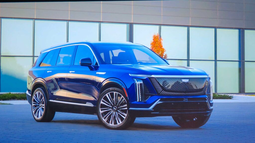 GMジャパンがキャデラック『リリック』日本発売／エントリーモデルのEVも発売予定 | EVsmartブログ