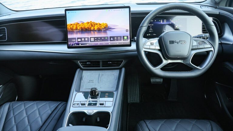 BYDの最新EVモデル『シーライオン7』で黒部ダムへ／使い勝手をロングドライブでチェック | EVsmartブログ