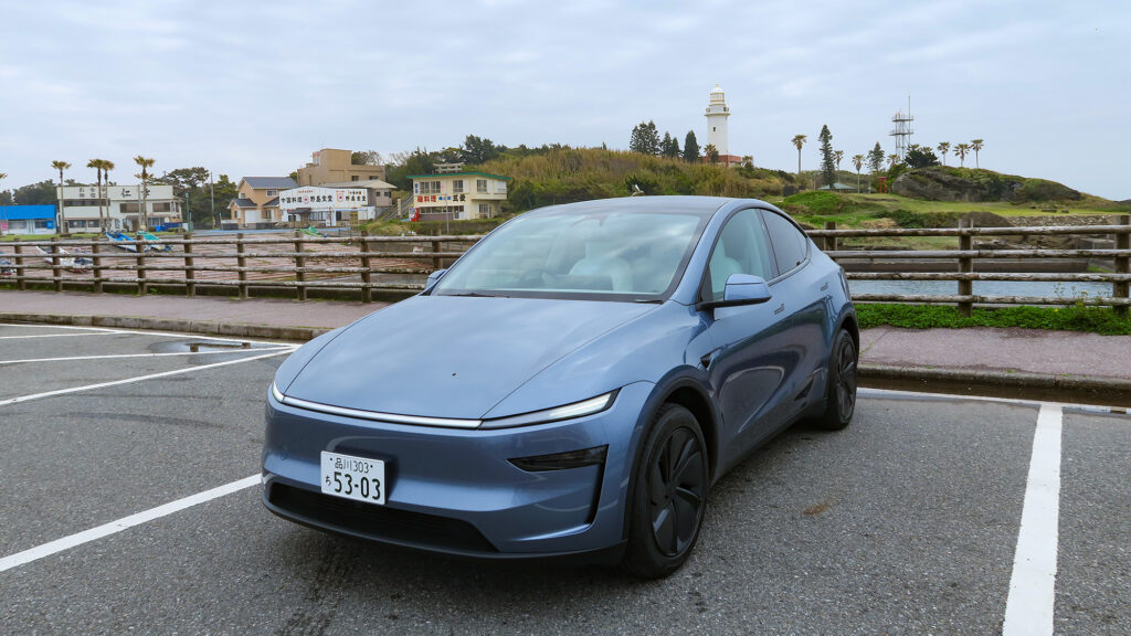 テスラ新型『モデルY』で房総フラワーライン絶景ドライブ／海辺の愛車撮影スポットをご案内 | EVsmartブログ