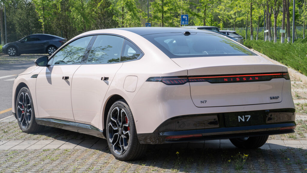 「日産復活の先陣となるか？」中国でヒット中の新型EVセダン〜日産『N7』試乗レポート | EVsmartブログ