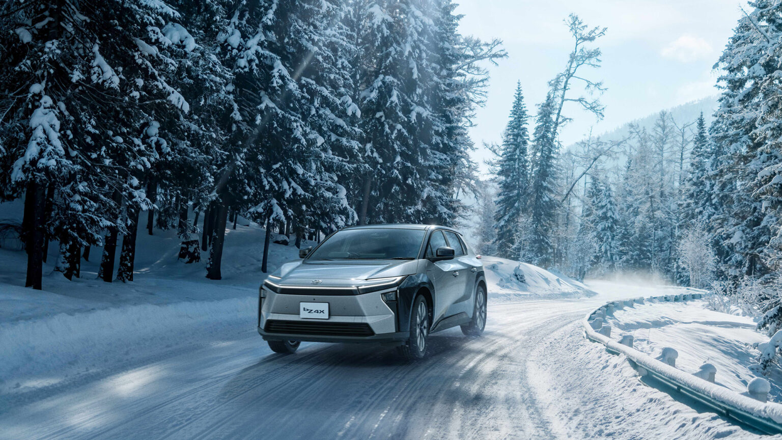 トヨタ『bZ4X』が性能アップデートを無償提供へ／急速充電性能などを改善 | EVsmartブログ